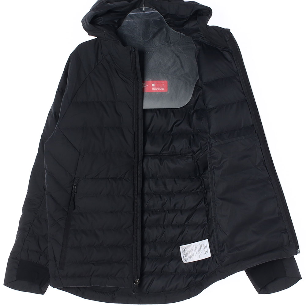 코너마켓 ??? Nike outer 나이키 140