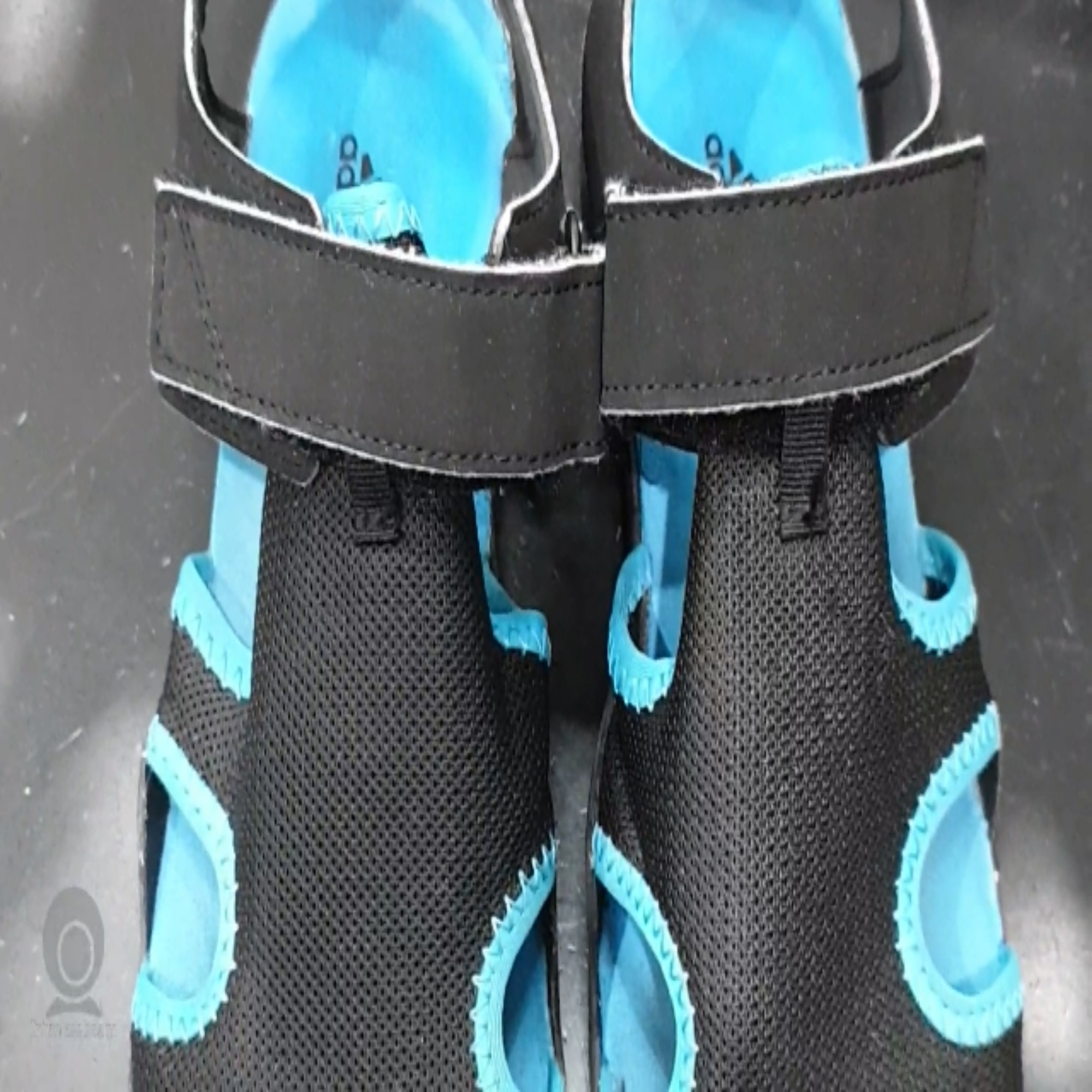 코너마켓 유아동 adidas shoes 아디다스 210