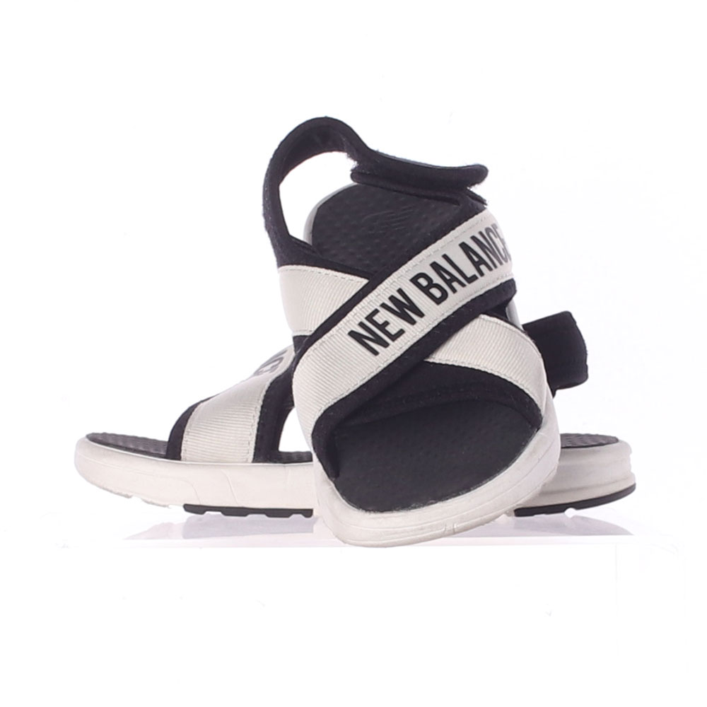 코너마켓 ??? NEW balance shoes 뉴발란스 키즈 신발 180